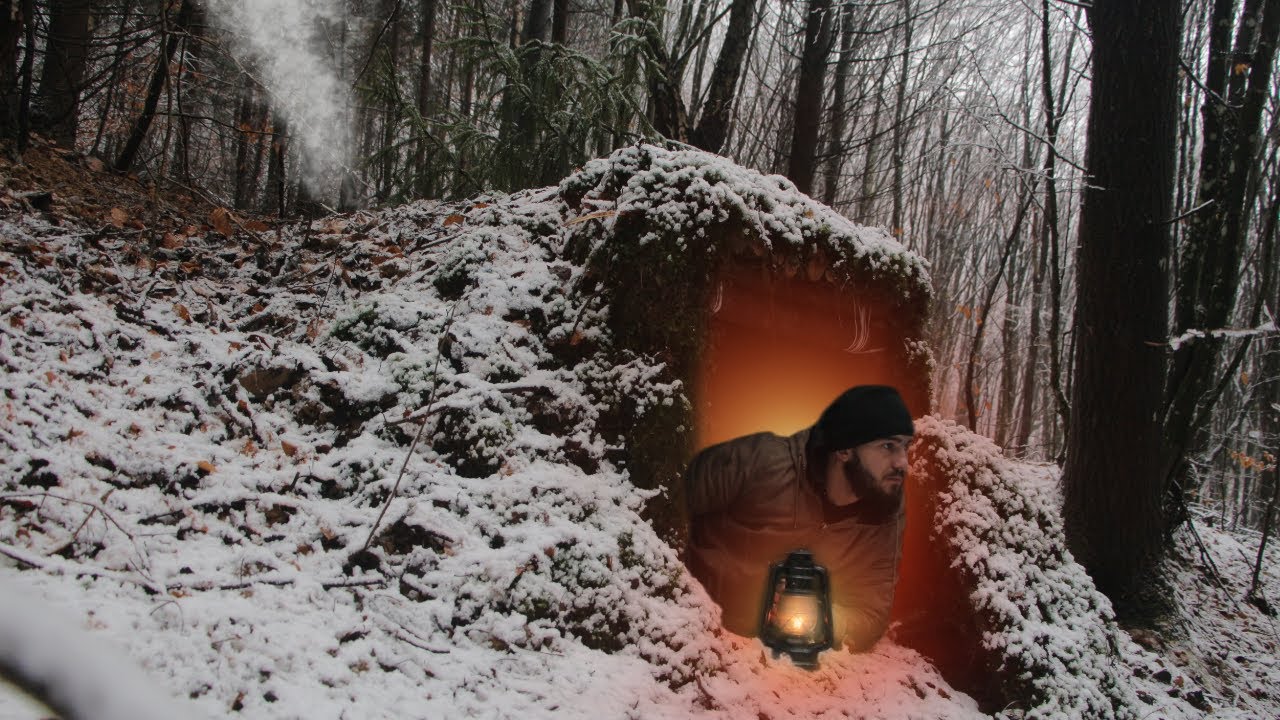 Building a warm and cozy survival dugout. Log shelter, secret cave ...