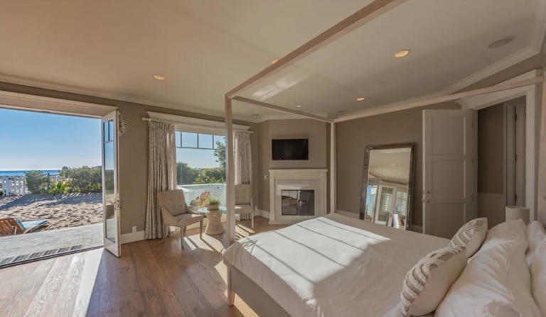 You can rent Hannah Montana’s house, and here’s how much it costs