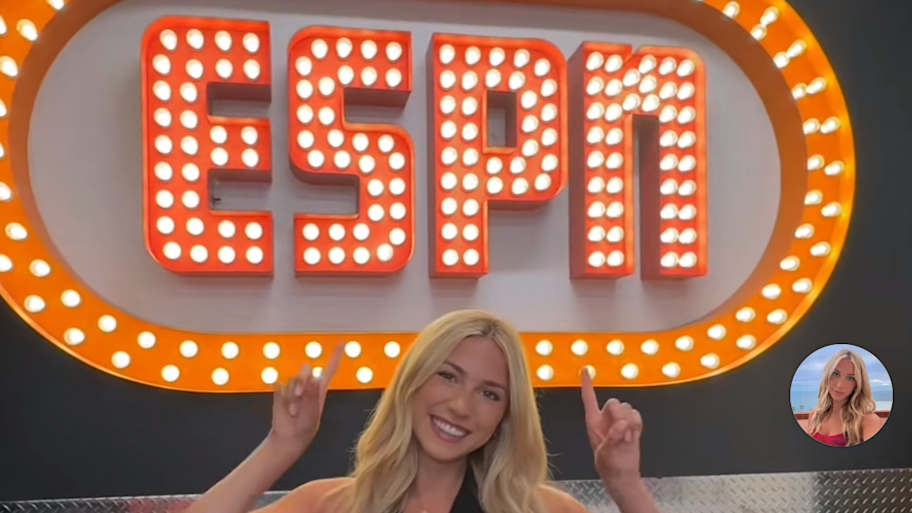 ESPN star Katie Feeney shows off abs selfie in all-black workout fit