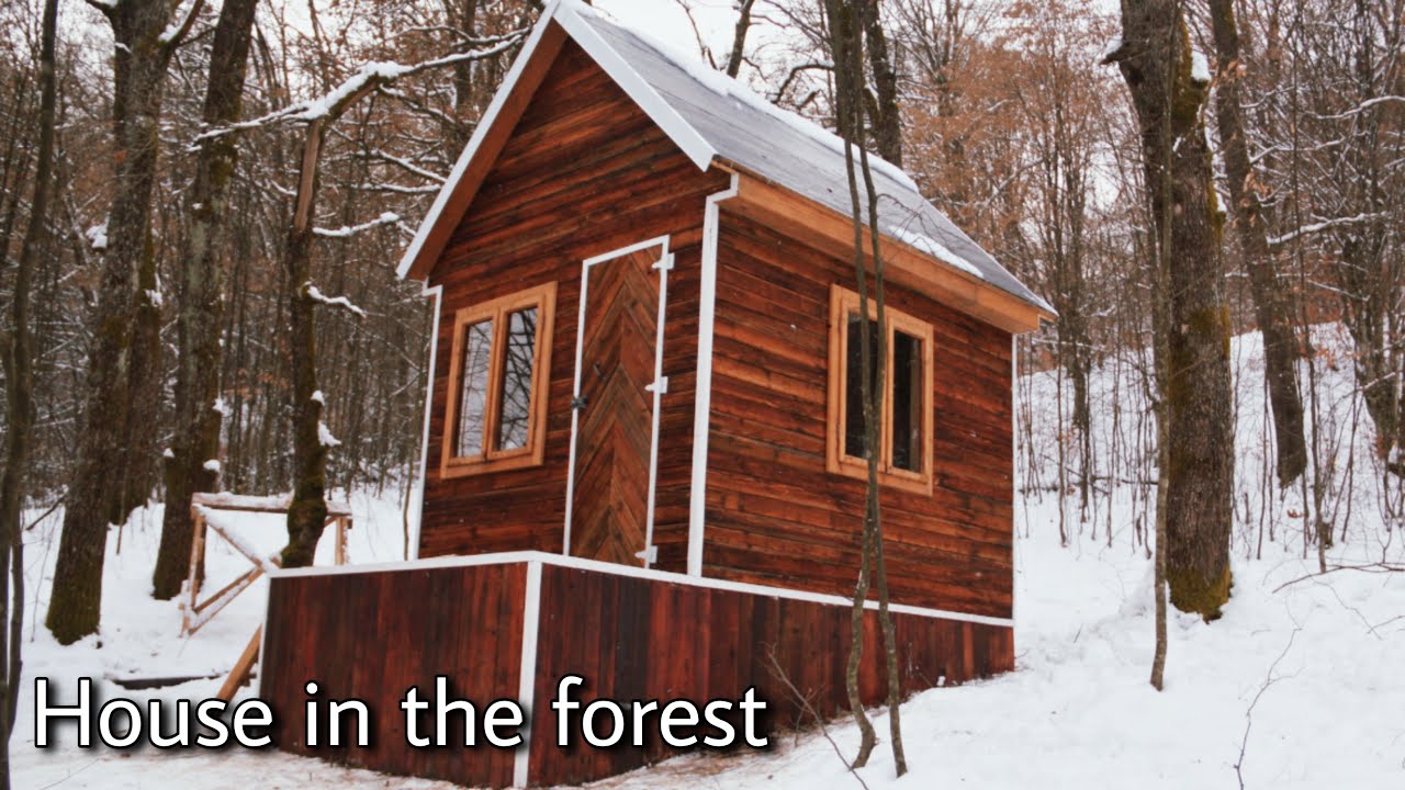 Construction of a wooden house. Finished walls. Part 2