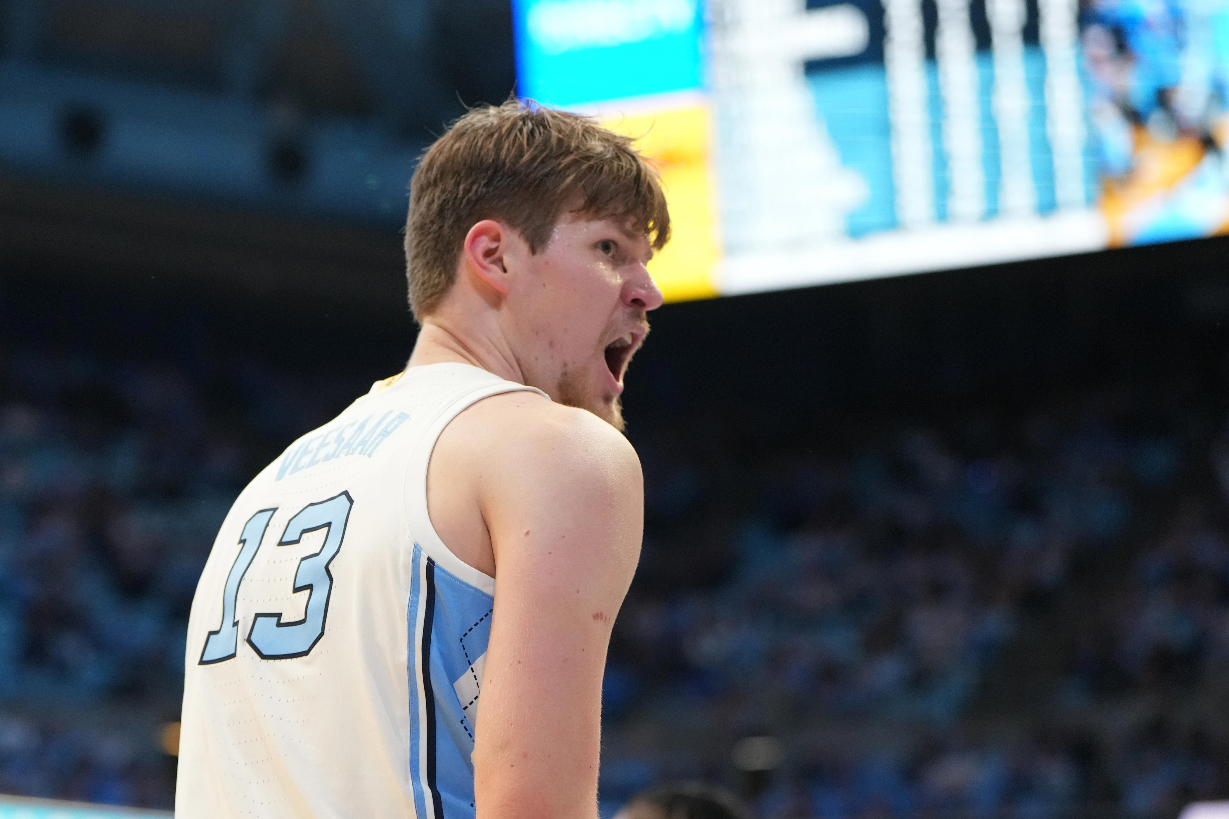 UNC basketball moves up in latest USA TODAY Sports coaches poll