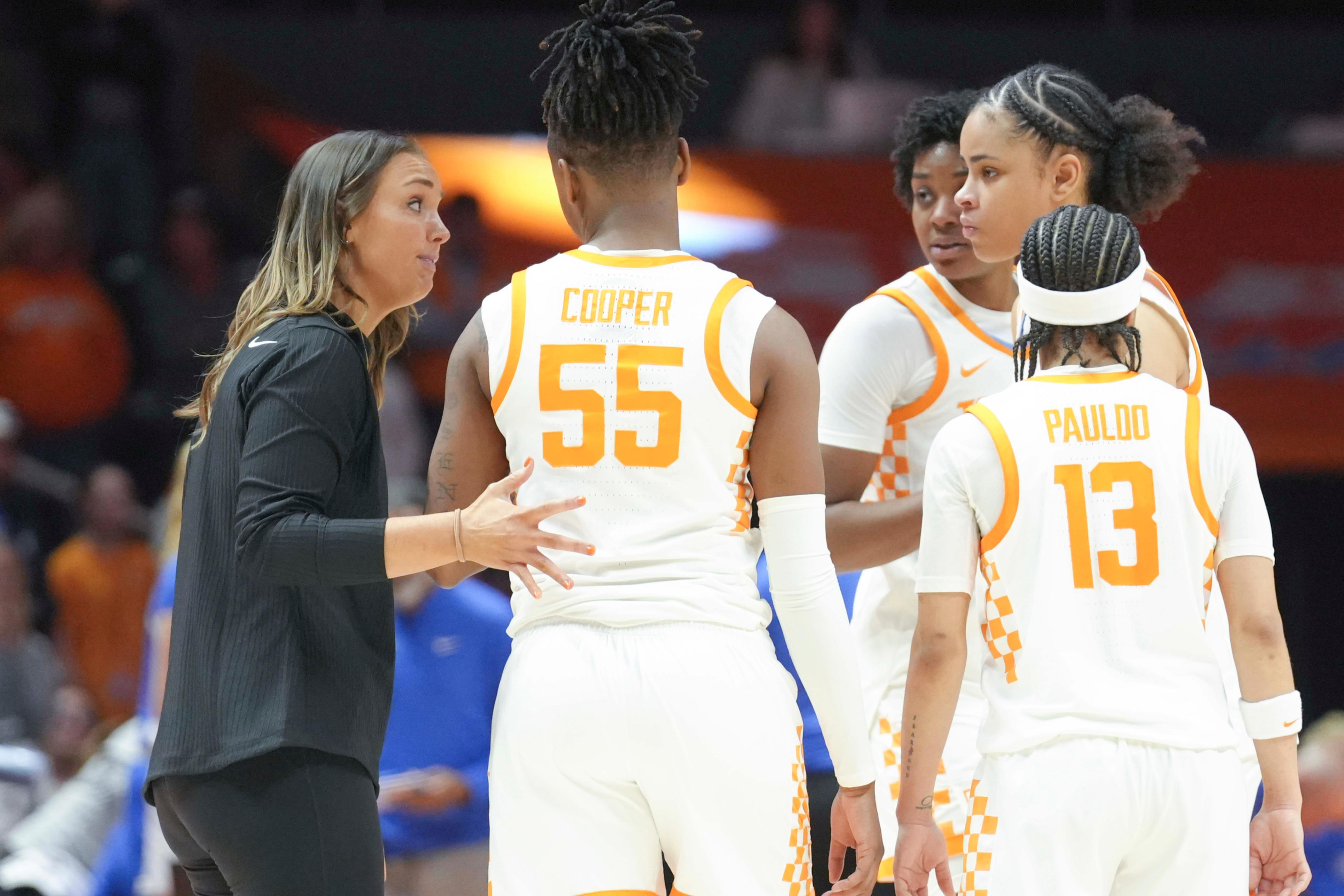 Lady Vols basketball ranked top 15 in USA TODAY Sports Coaches Poll