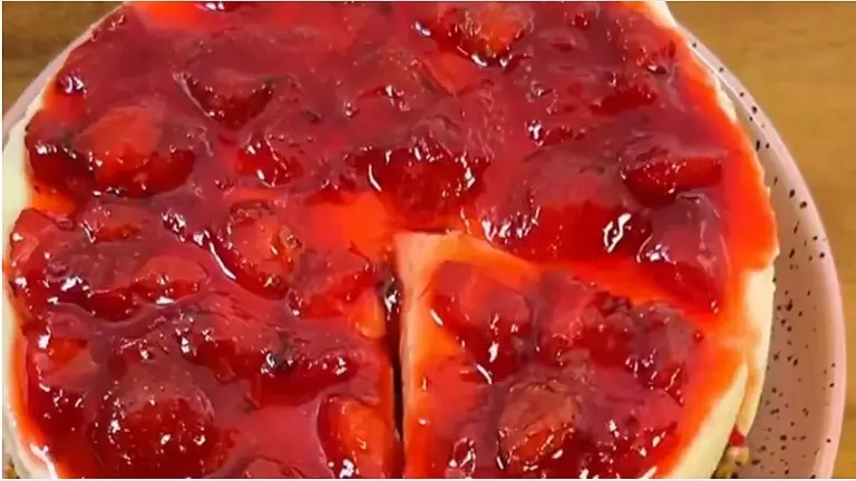 Resep strawberry pudding cheesecake lumer tanpa oven