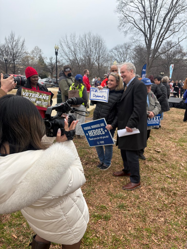 PAWA to the people: Federal workers rally, demand Senate action on ...