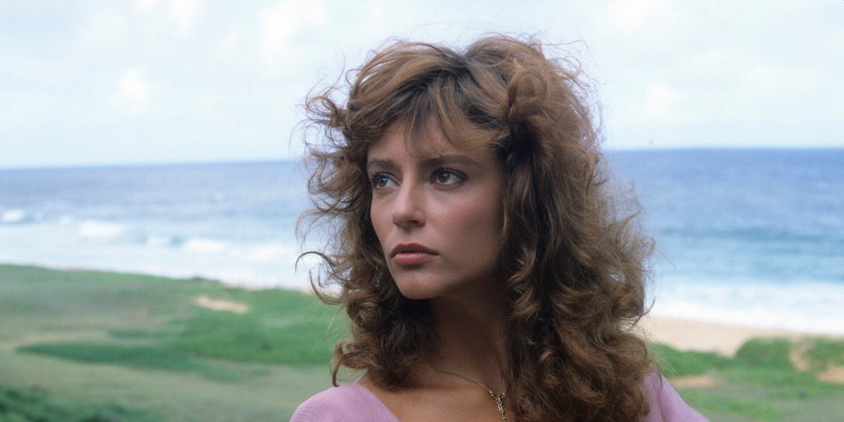 See where ’80s ‘Thorn Birds’ star Rachel Ward lives now—on a stunning farm