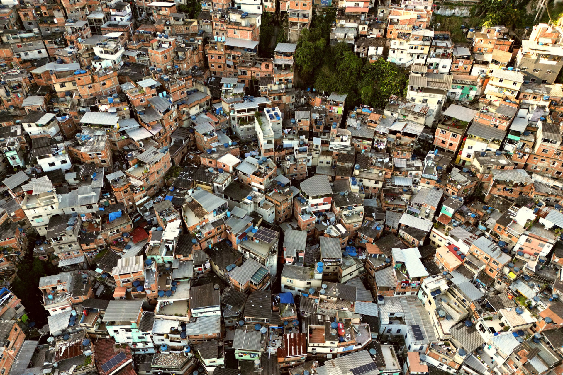 Ranking das maiores favelas do mundo! Adivinha a única representante do ...