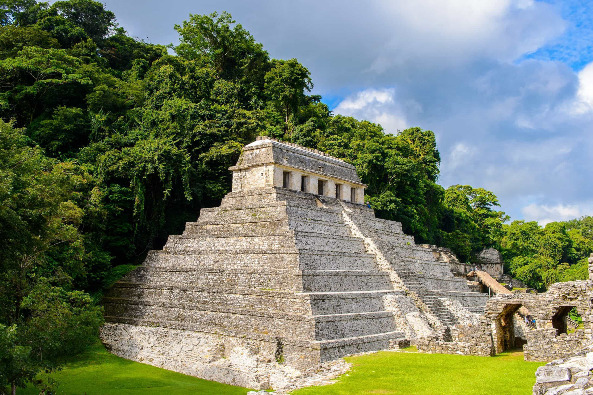 The mysterious beauty of ancient Maya monuments