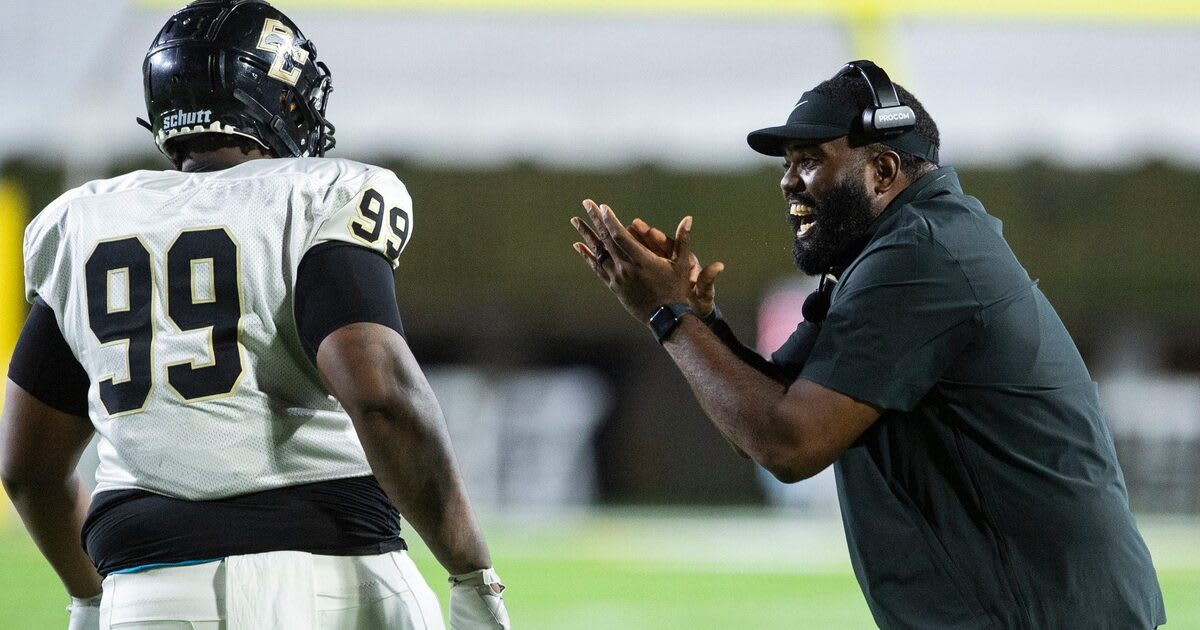 Jeremy Vines to become next Hueytown (AL) head football coach