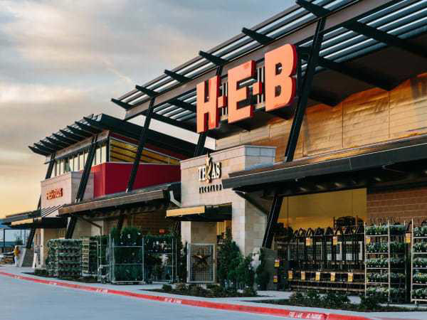H-E-B postpones Forney store opening due to DFW winter blast