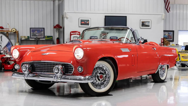 1956 Ford Thunderbird tied to record-breaking flight and Howard Hughes ...