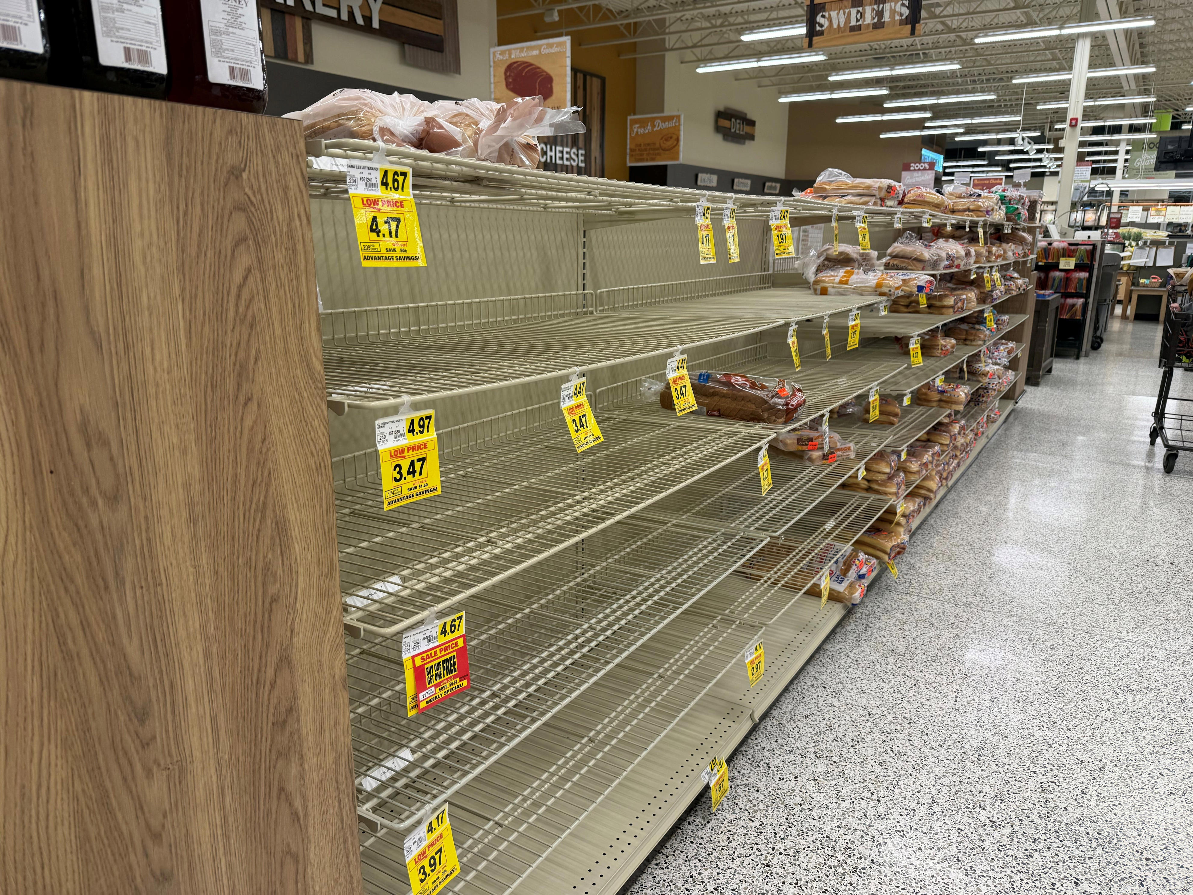 Winter storm preppers hit Asheville grocery stores ahead of weekend
