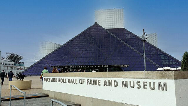 This day in history: Rock & Roll Hall of Fame inducts its first class