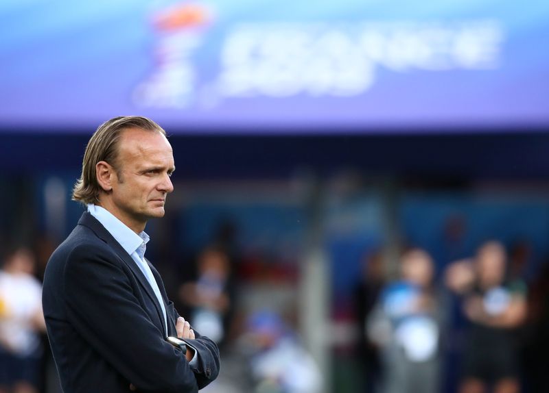 Soccer-Canada Soccer appoints Dane Heiner-Moller as sporting director