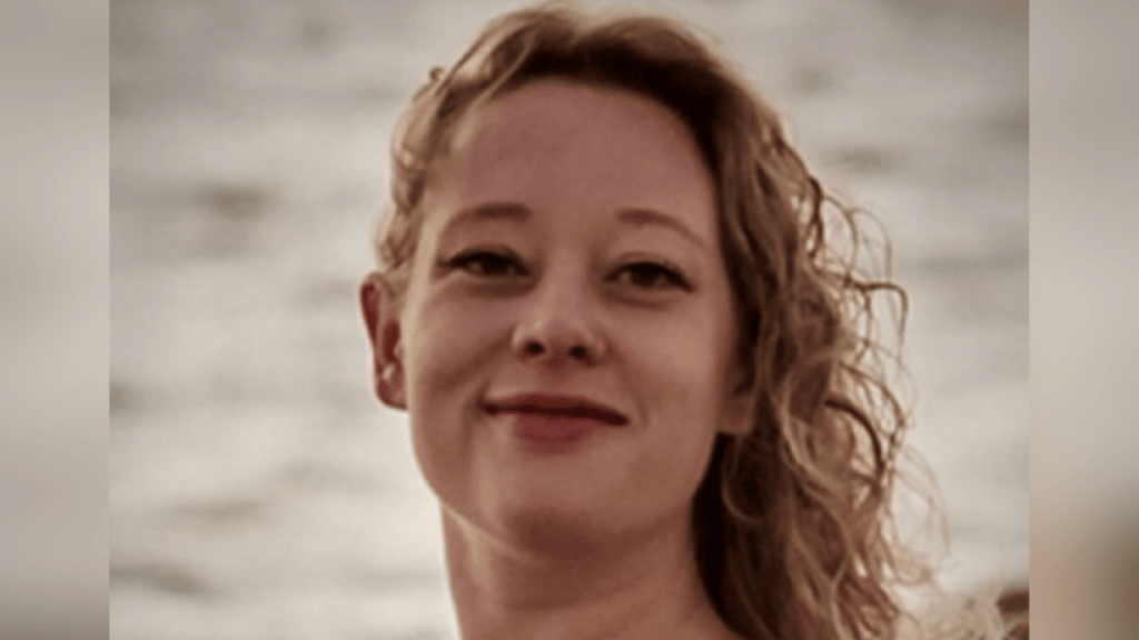 Evidence shows Renee Nicole Good still alive minutes after ICE shot her ...