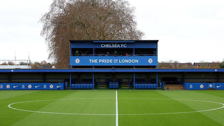 Chelsea Women looking at stadium solutions - Bompastor
