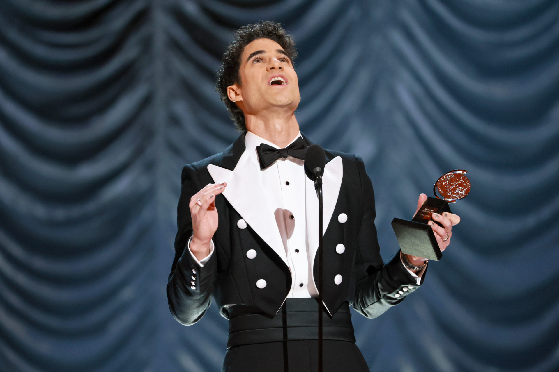 Talented stars who are proudly Filipino American