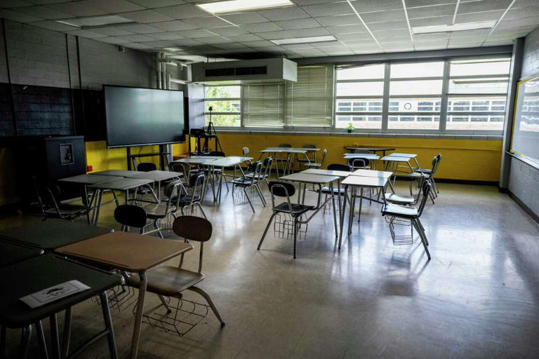 Houston ISD will close Monday due to Texas winter storm