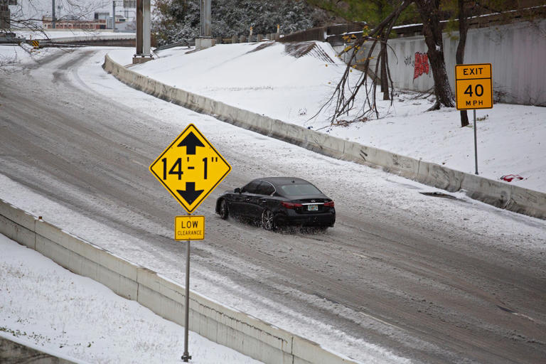 Three dead and a million without power amid major winter storm