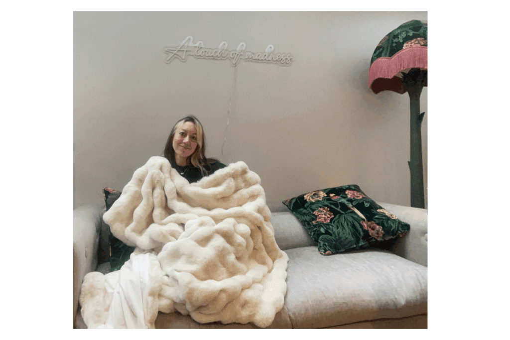 This M&S bubble faux fur throw is the most luxurious thing I own and ...