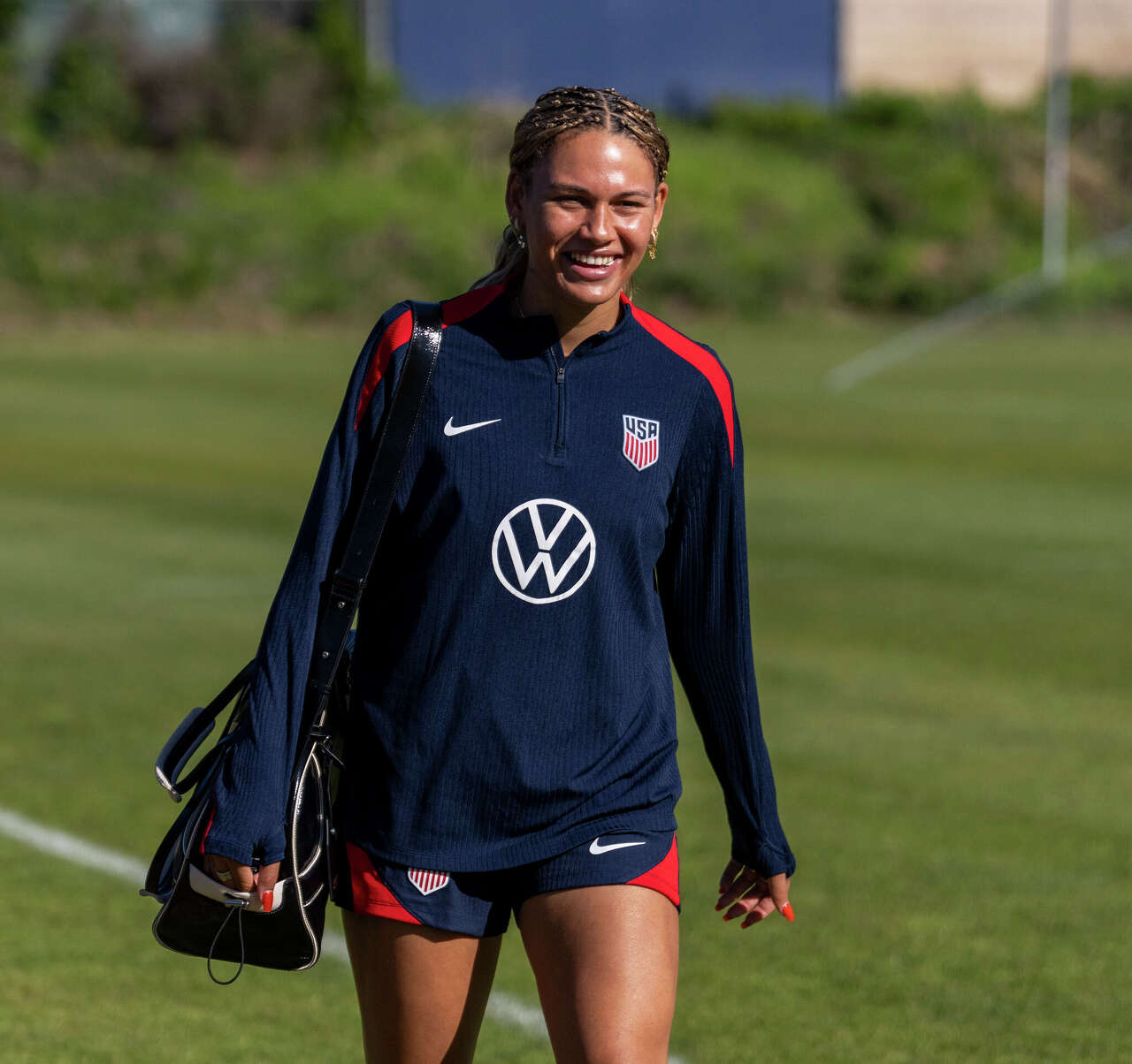 USWNT dominates Paraguay in first match of 2026 season