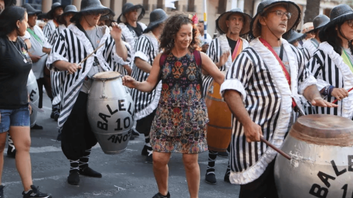 Exceso de marronaje: Laura Alonsopérez debutó con la comparsa inclusiva ...