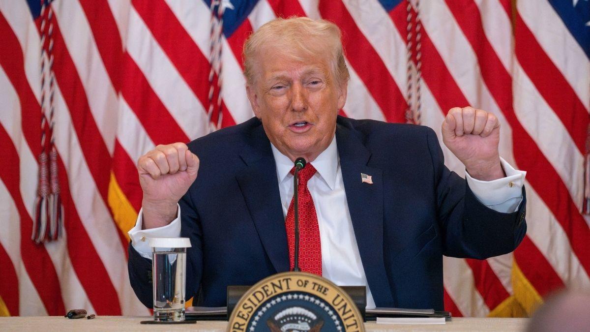Donald Trump comes clean about heavy bruise on his left hand as health ...