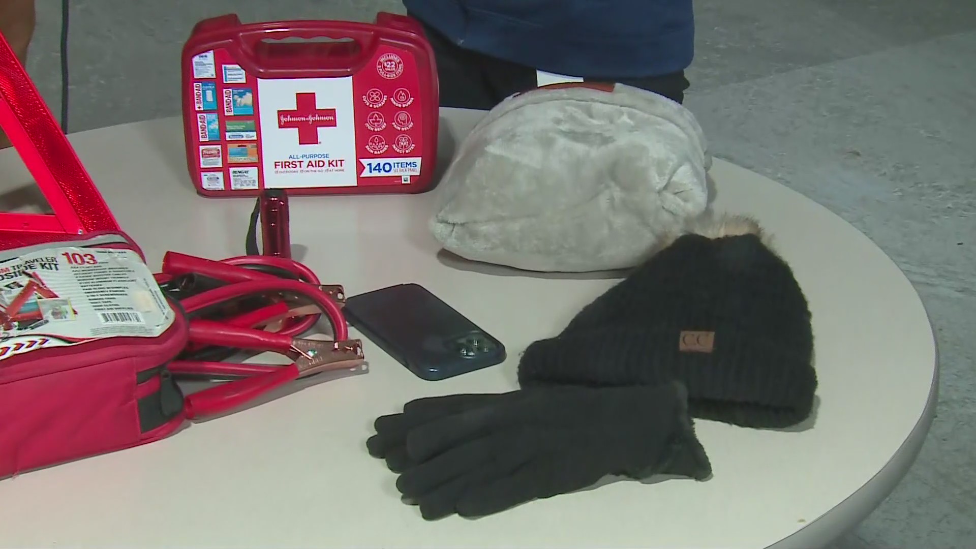 Cold weather dos and don'ts from AAA