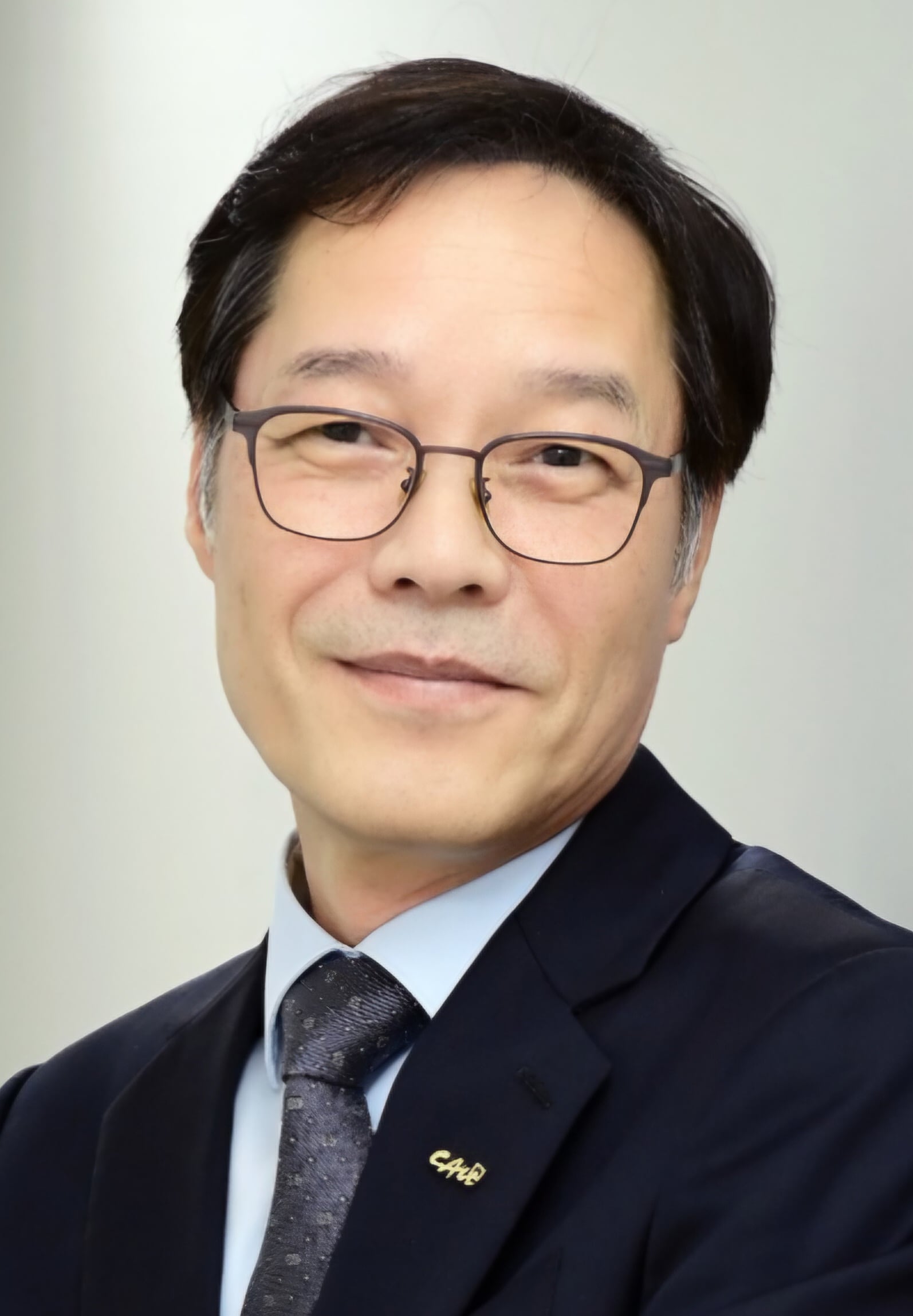 Lee Dae-young wins 8th Korea Drama Writers’ Award