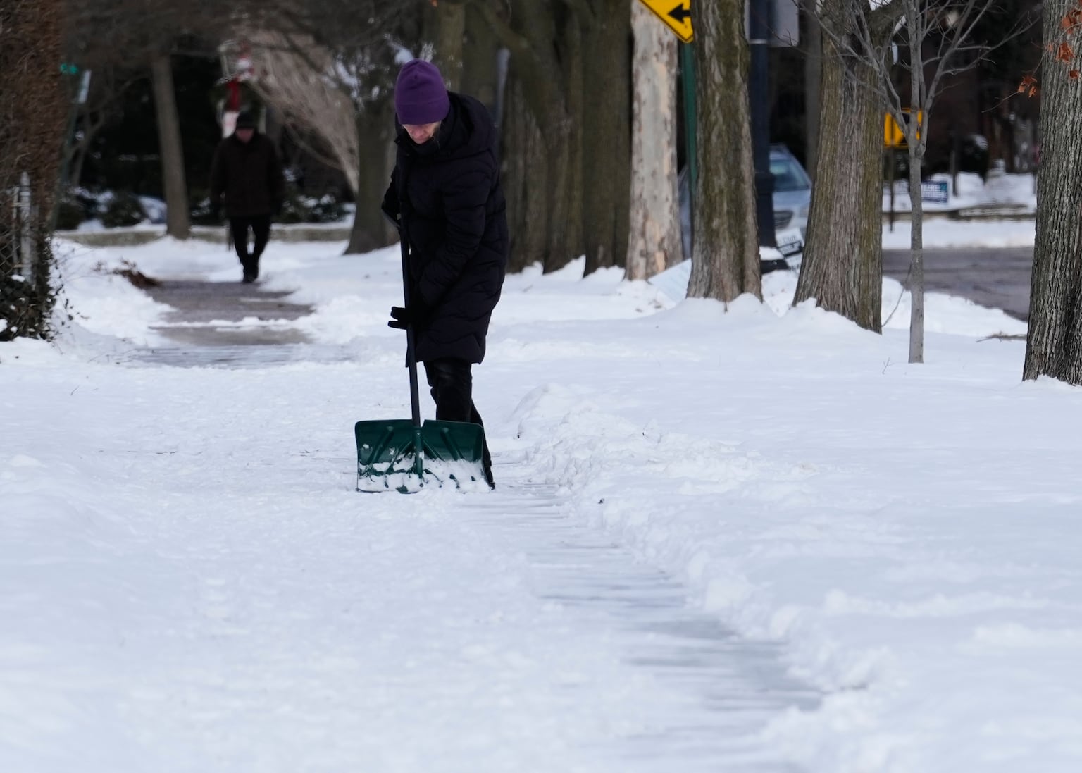 US braced for storms threatening heavy snow and freezing rain