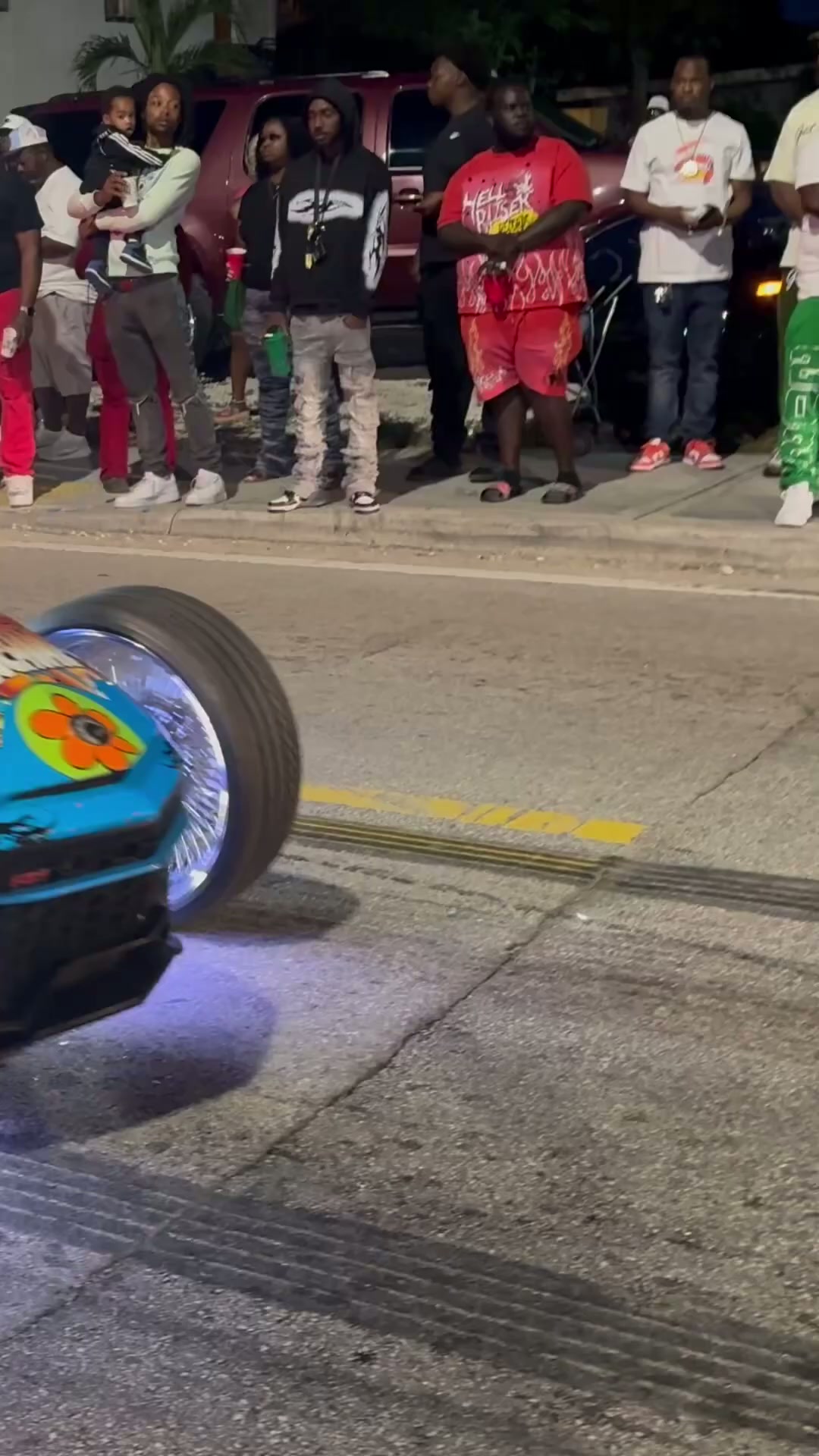 Trike Bike on 22’s Wire Wheels Coming Thru the Scene