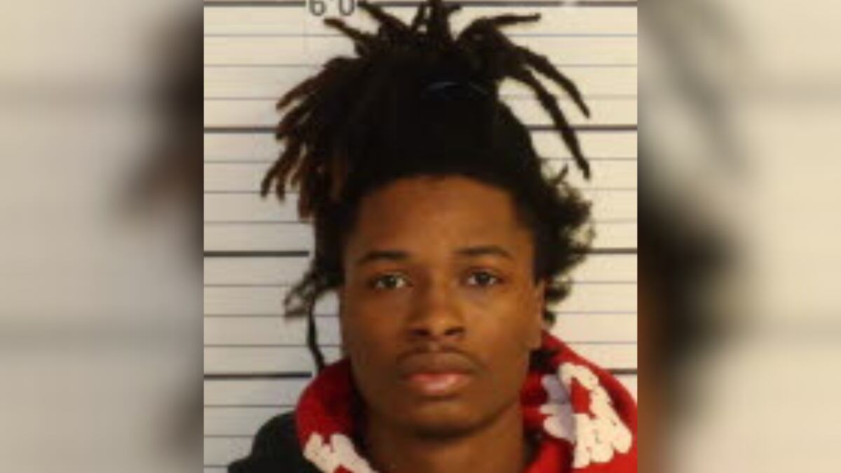MPD arrests 19-year-old gang member, repeat criminal offender