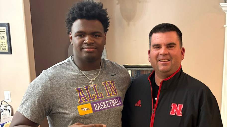 Nebraska 5-star offensive line target gets home visit from Geep Wade
