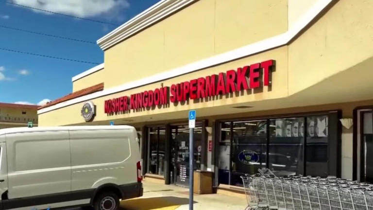 Grocery thief caught playing 'hide the beef' after stuffing steak down ...