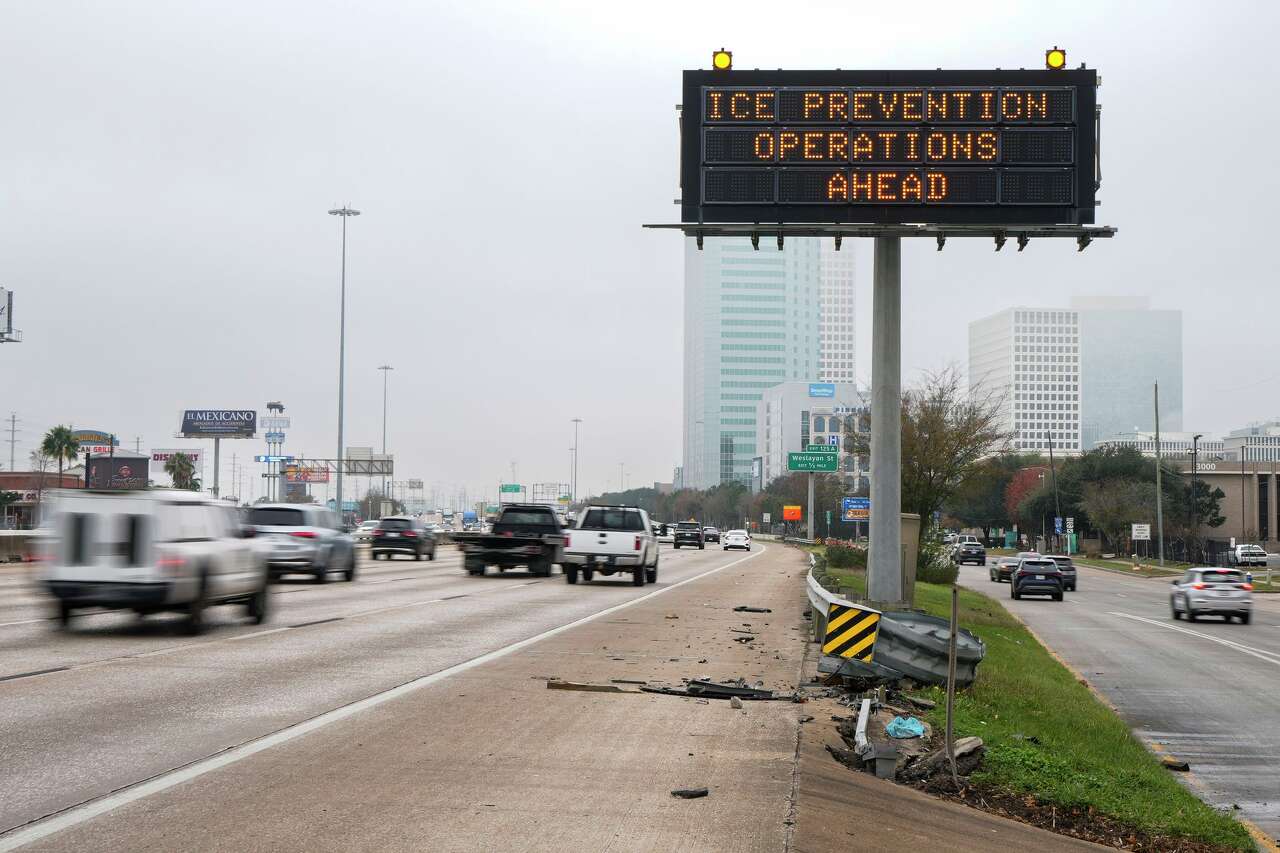 Fort Bend County issues disaster declaration, opens warming centers as ...