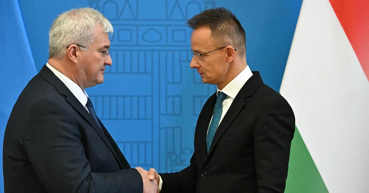 Az ukrán külügyminiszter Orbánnak: Moszkvai mestere nem fog száz évig ...