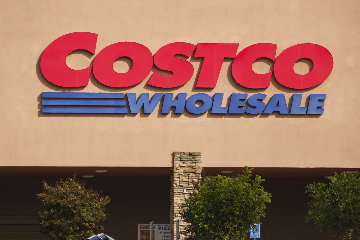 Costco brings back mini chocolate hazelnut beignets