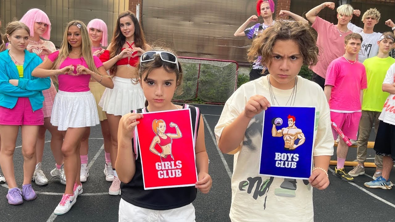 Filles contre garçons! 🔥 Qui a le club de sport le plus cool du campus ...