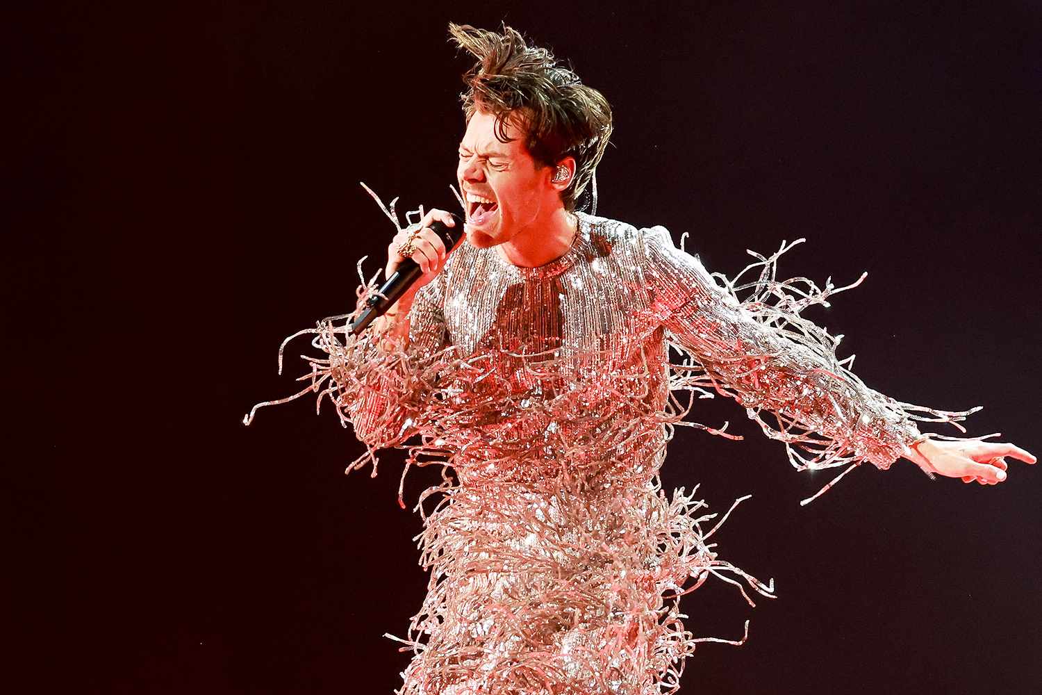 What does 'aperture' mean? Harry Styles' new song's lyrics, explained