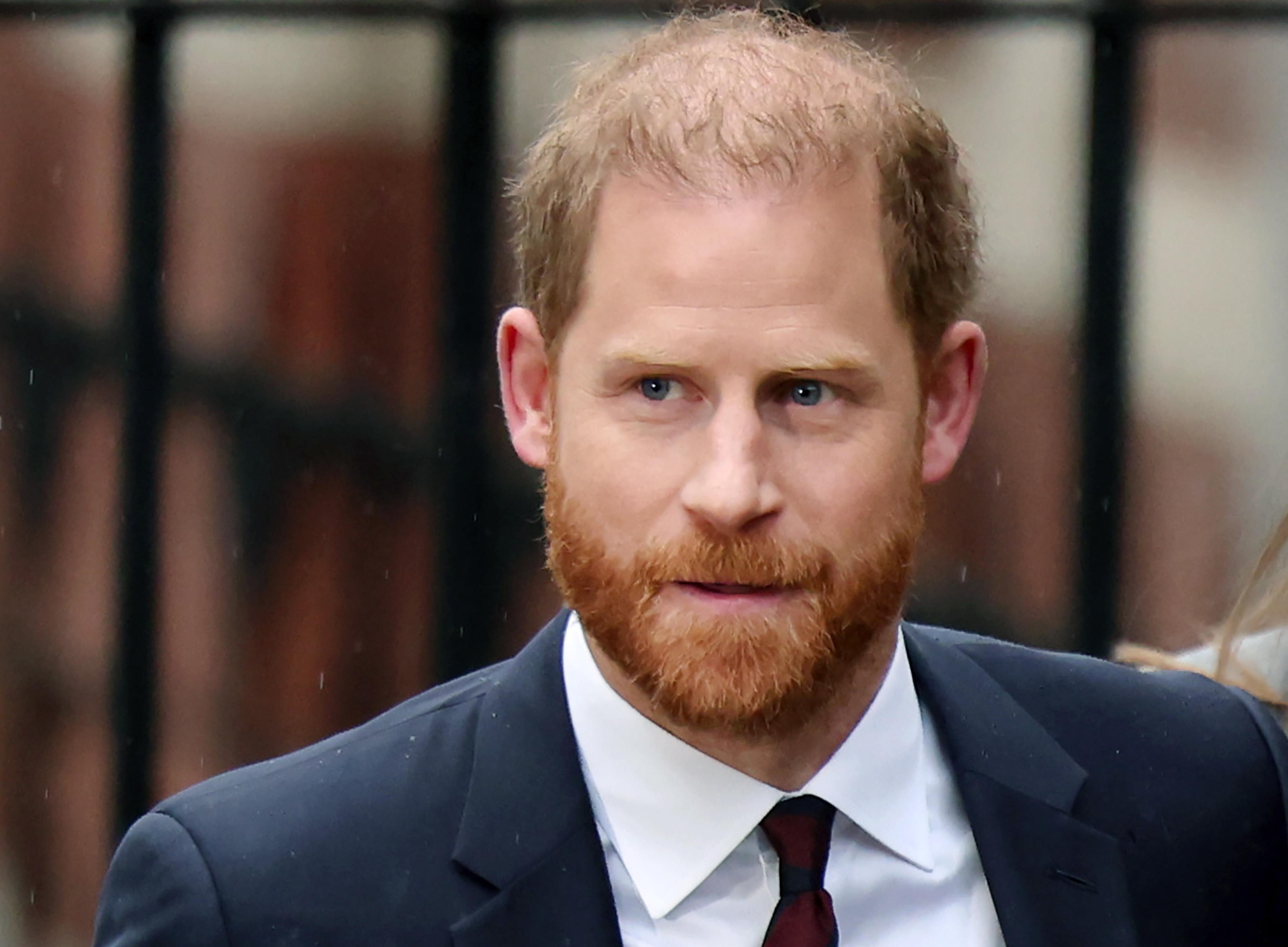 Il principe Harry contro Trump, 'i soldati Gb meritano rispetto'