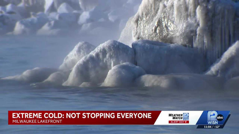 Dangerous cold in Milwaukee not stopping people from going outside