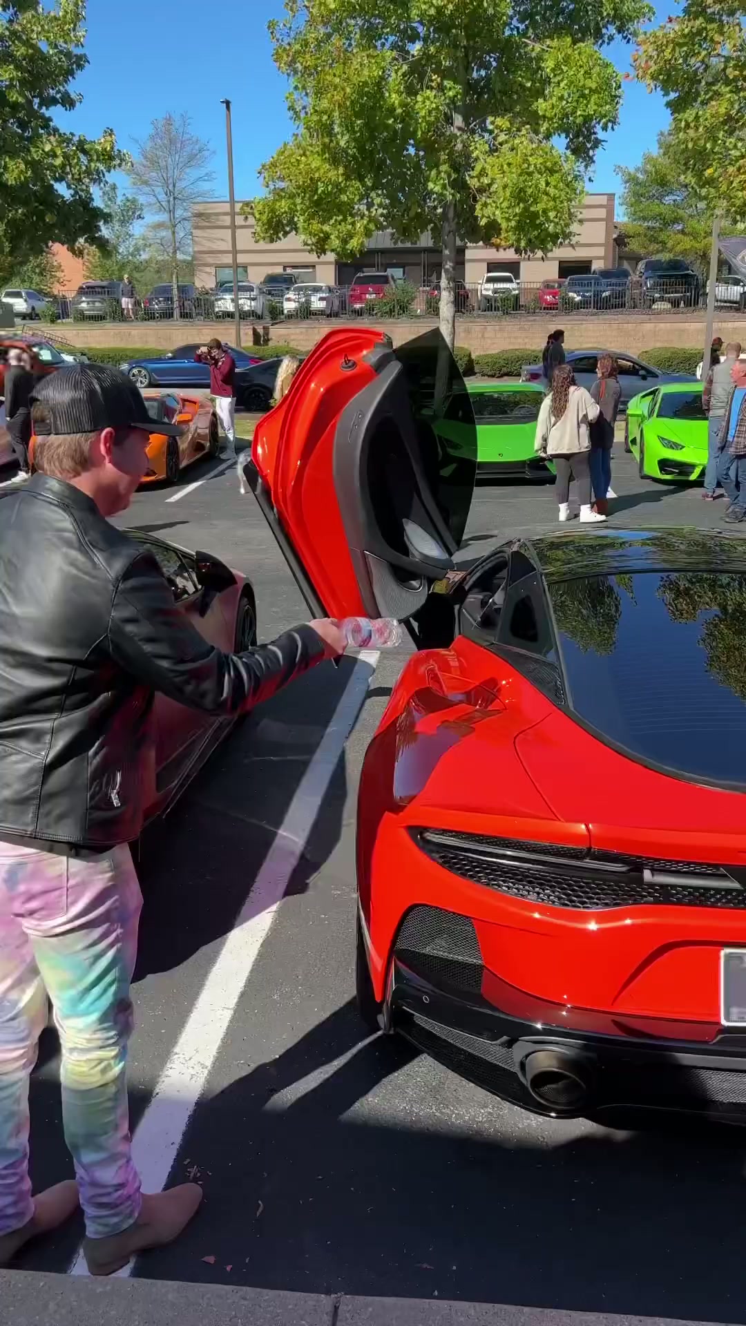 Guy flips water bottle on random McLaren 🤯 #mclaren #fails #carshorts # ...