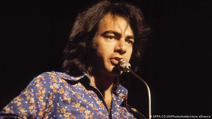 'Sweet Caroline' singer Neil Diamond turns 85