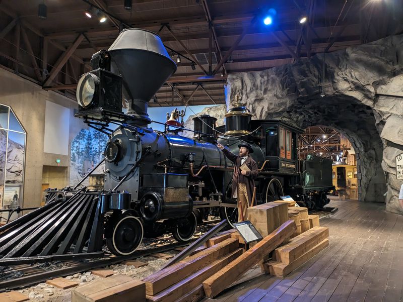 15 must-visit railroad museums across America every train enthusiast ...