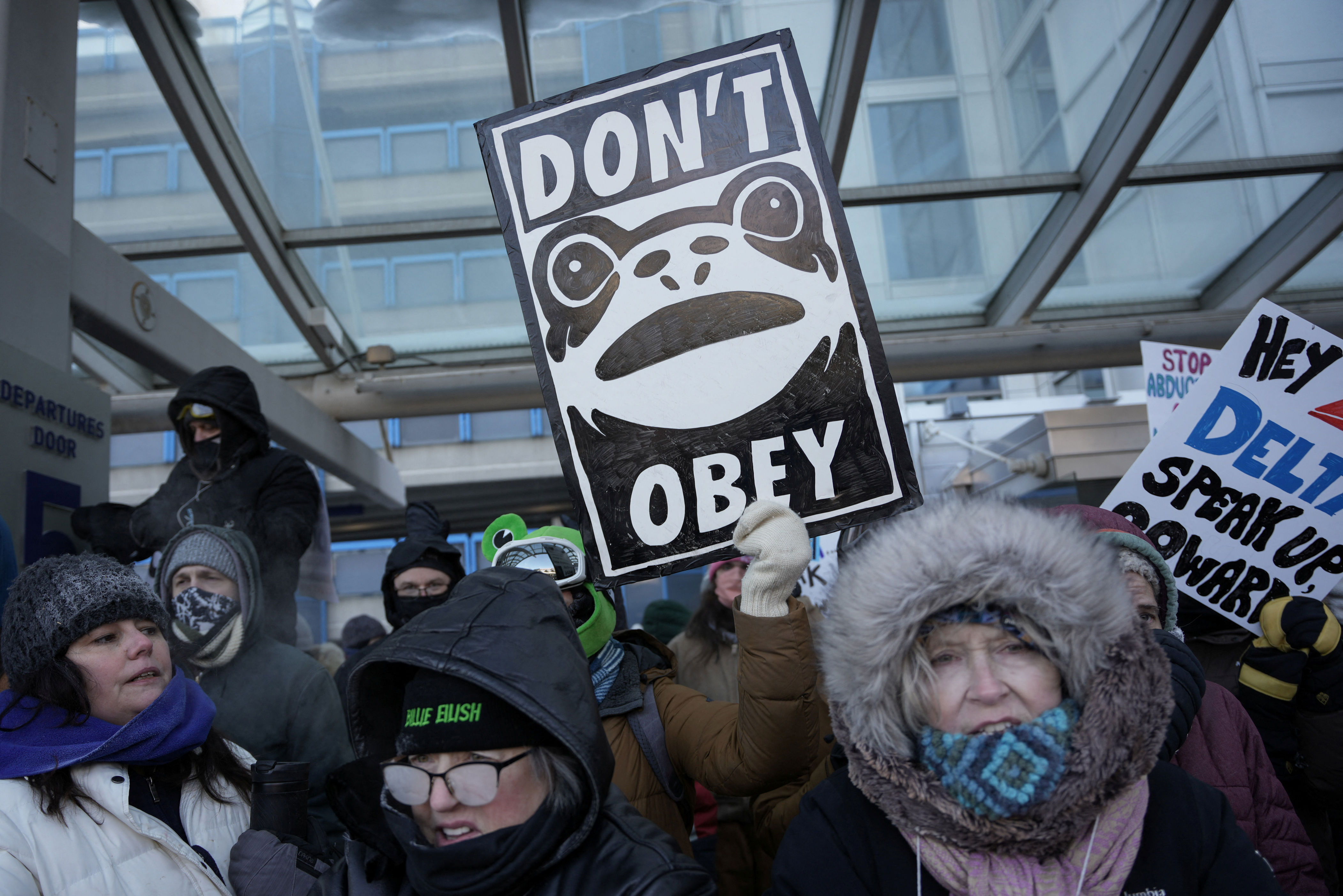 Minneapolis businesses close doors for economic blackout protesting ICE