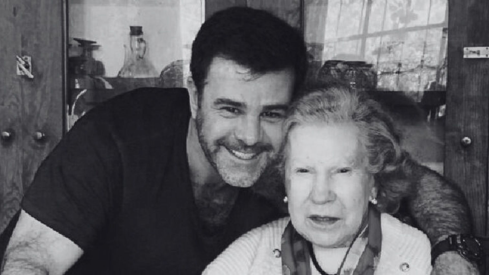 Muere Mari Carmen Vázquez Alcaide, madre de Eduardo Capetillo