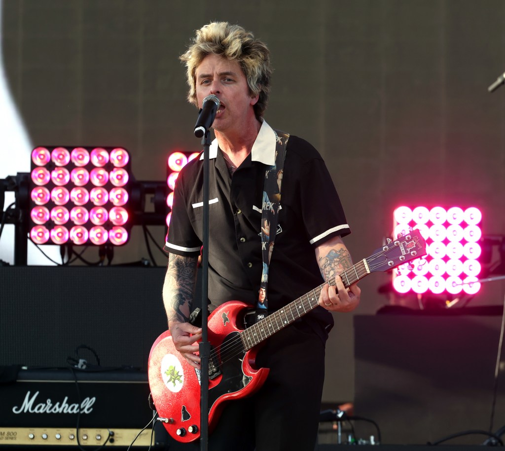 Billie Joe Armstrong records cover of Bowie's 'Heroes' for Survivor ...