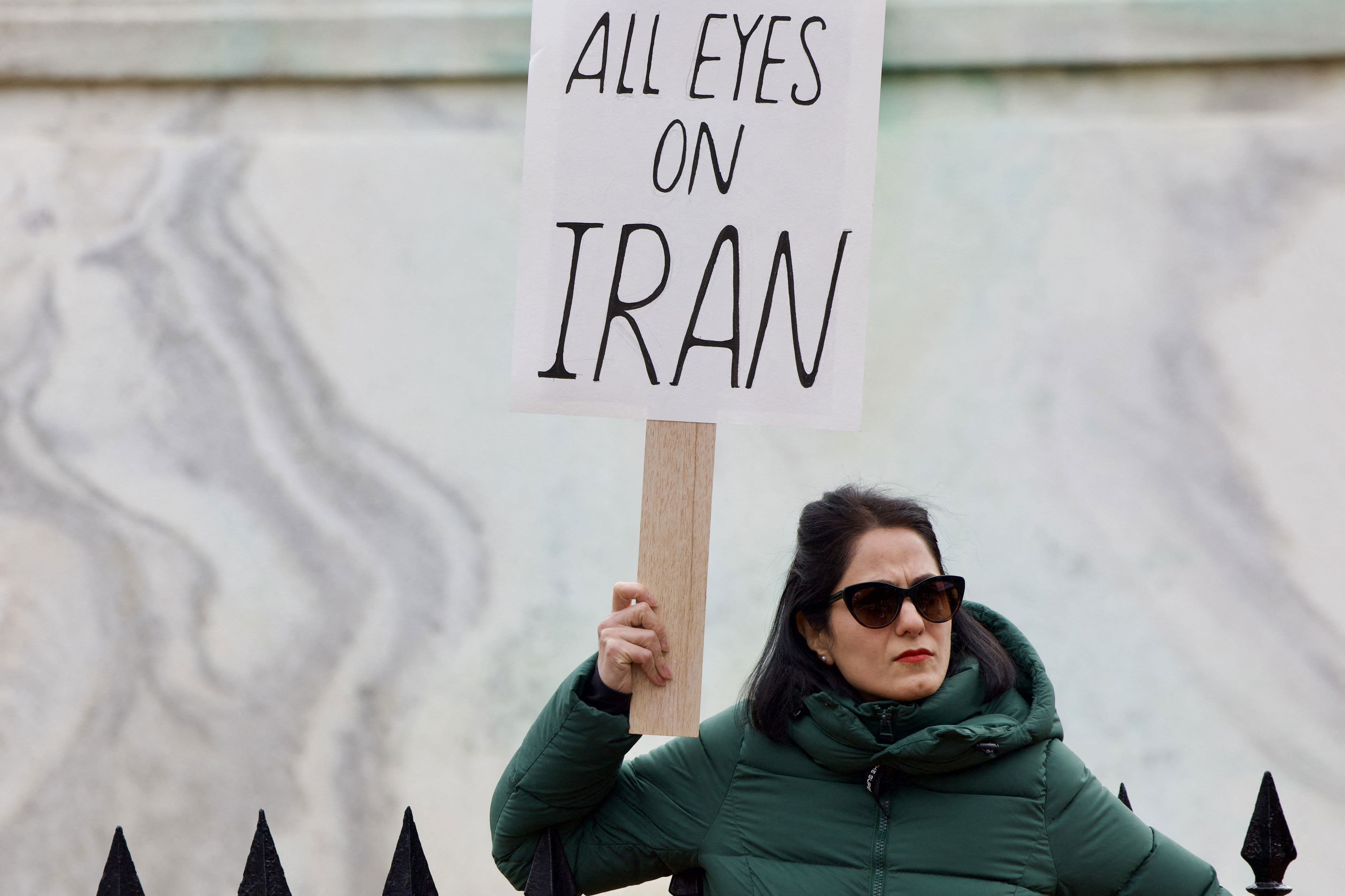 US imposes new sanctions on Iran in response to violent crackdown on ...
