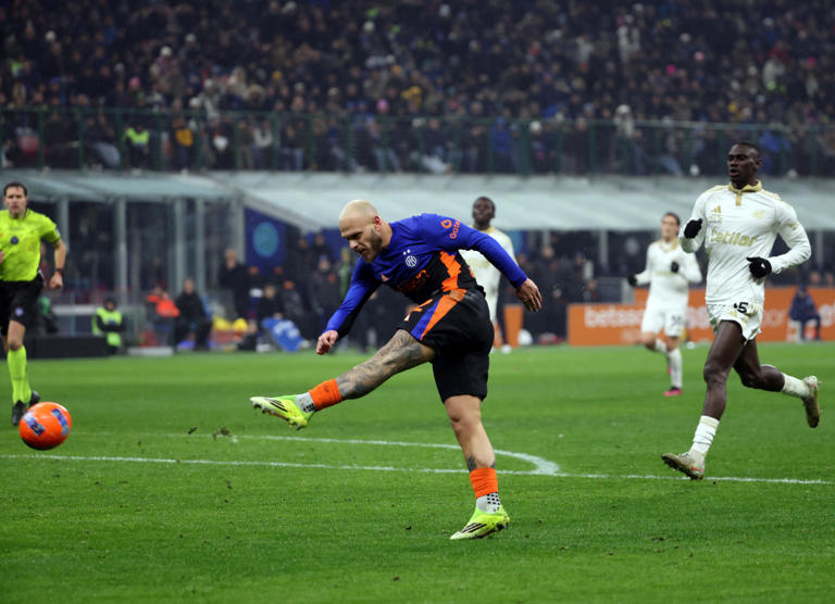 Pazza Inter, va sotto 2-0 con il Pisa a San Siro. Poi vince 6-2