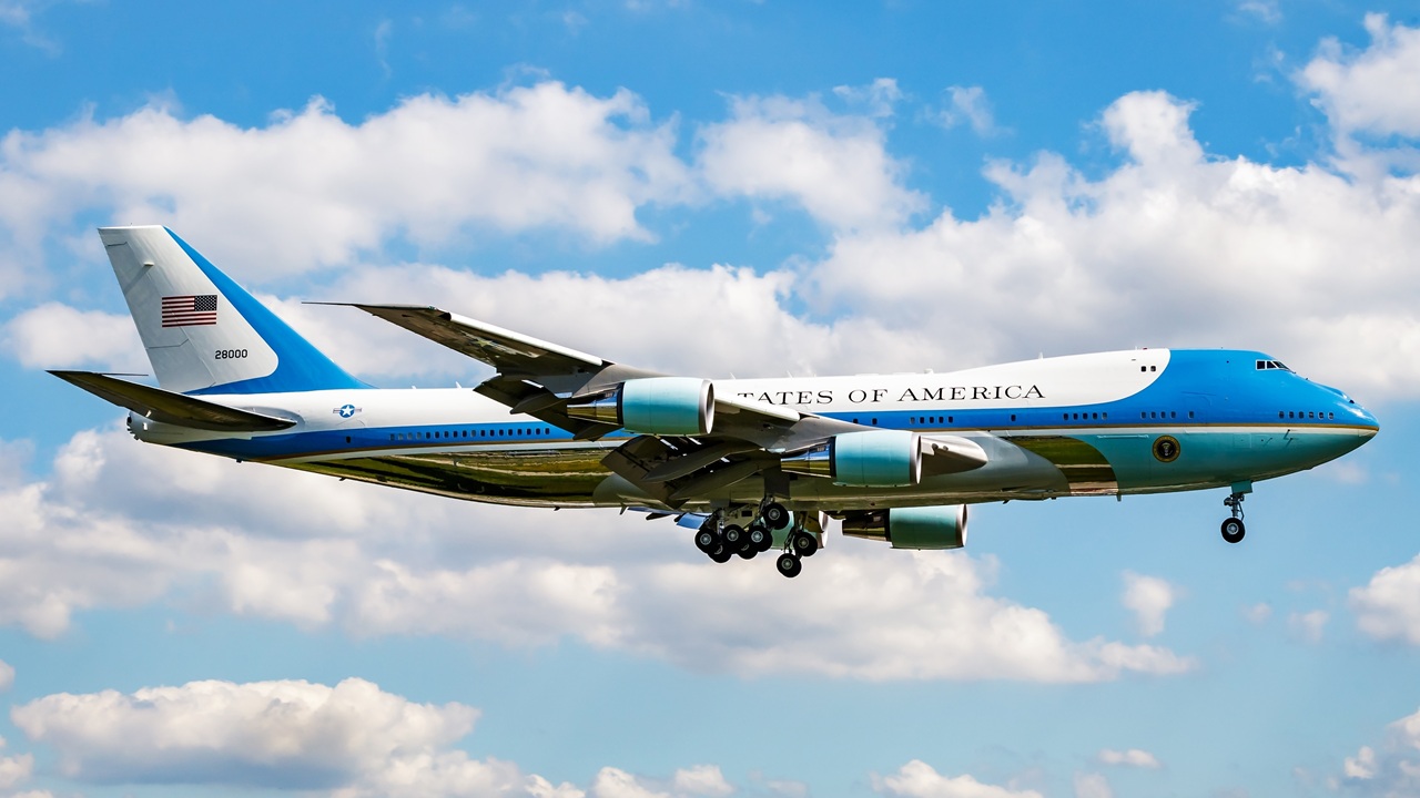 Why Air Force One experienced trouble this week—and why that rarely happens