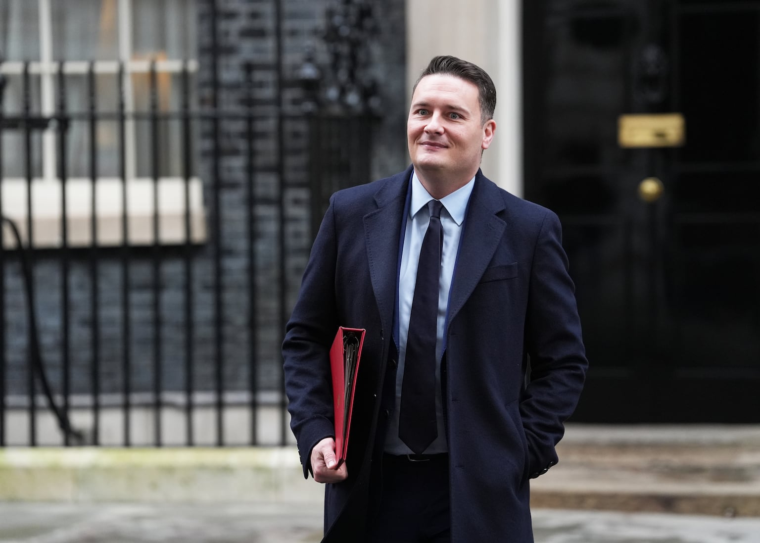 NHS England to develop 'world-first' database for genes linked to cancer